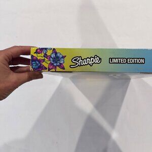 Sharpie | Art | Sharpie Limited Edition 48 Count Marker Set W Metallic ...